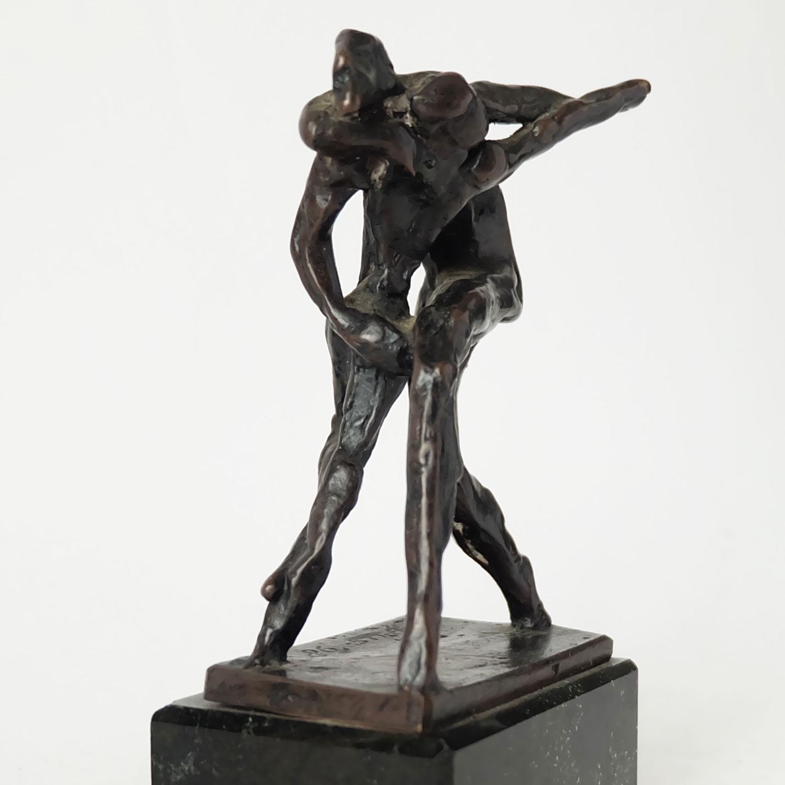 Eric Claus (1936-) - sculpture en bronze signée d'un couple dansant le ...