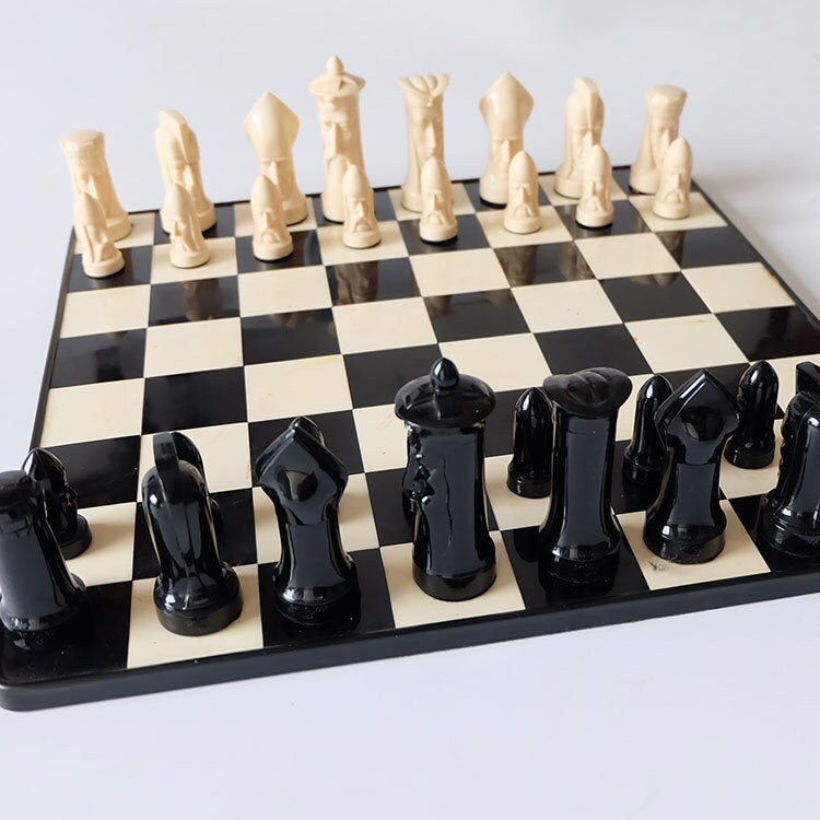 Peter Ganine - Superba Masterpiece Chessmen Salon Edition - Vintage ...