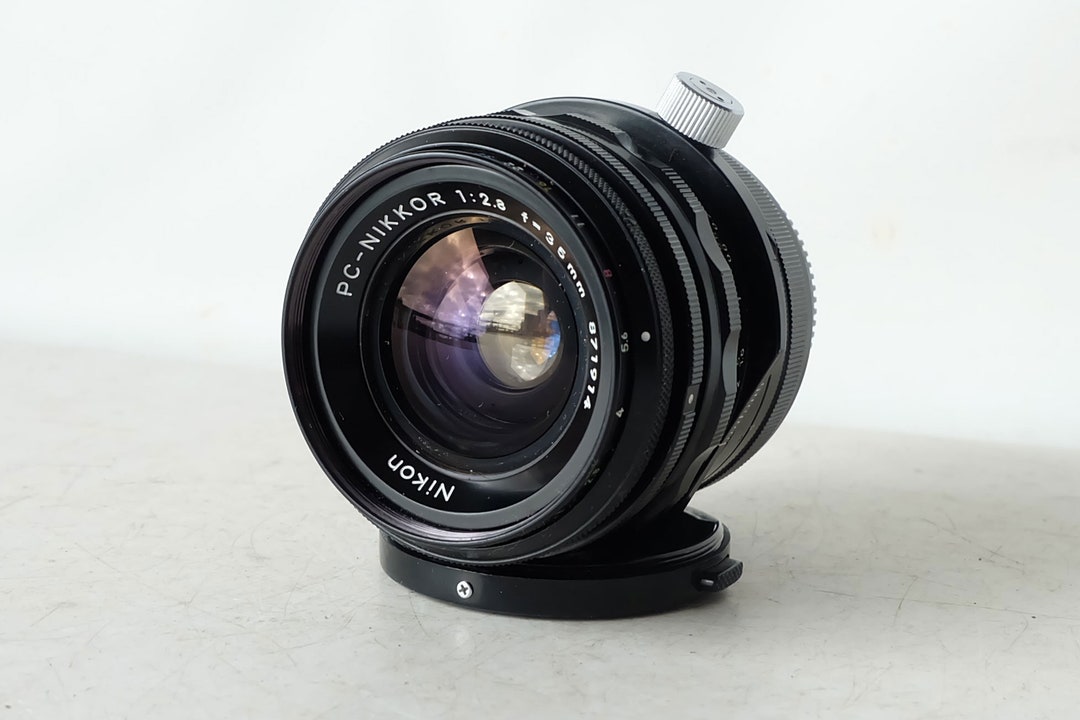 Nikon PC-NIKKOR 35MM F:2.8 F-mount Shift Lens. Serial Number 871914 ...