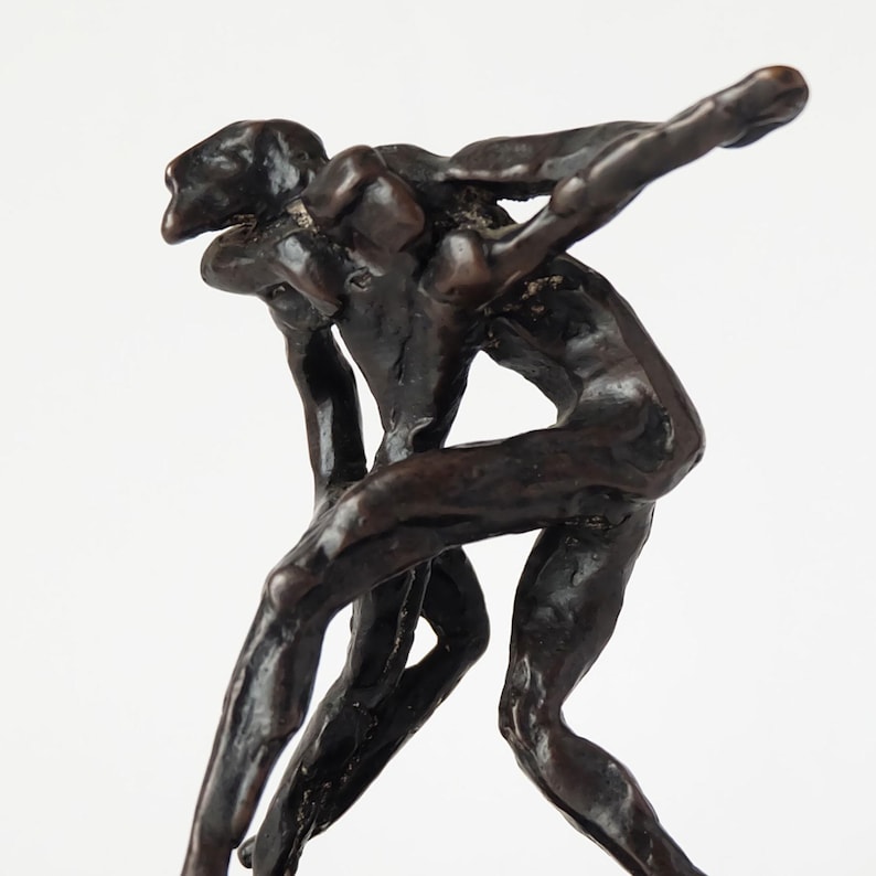 Eric Claus (1936-) - sculpture en bronze signée d'un couple dansant le ...