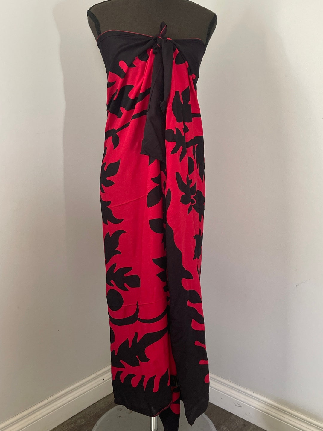 NEW! Limited Rayon Hawaiian Print RED Black Ulu Print Border Pareo ...