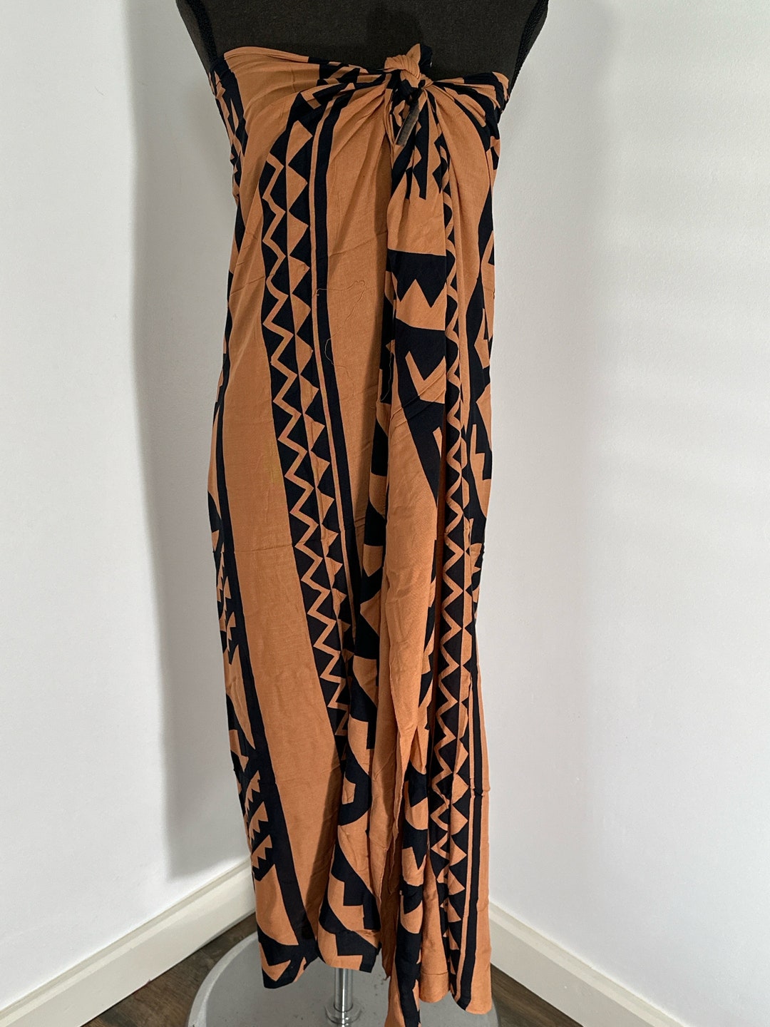 Hawaiian Print Rayon Brown Black Mauna Loa Tribal Pareo / Sarong / Lava ...