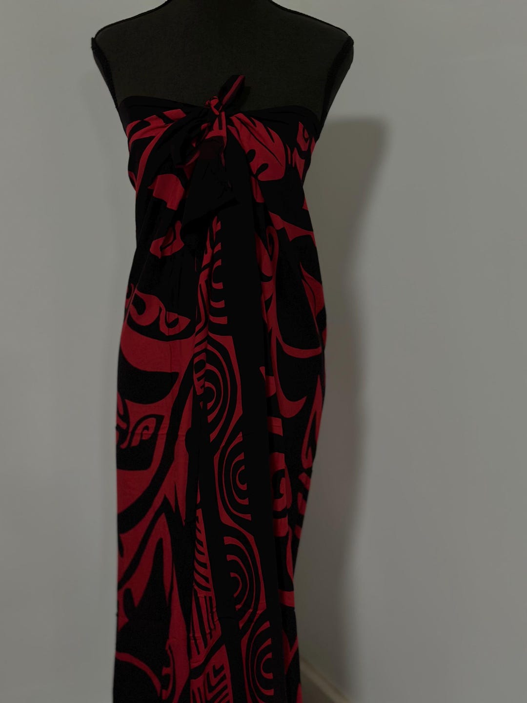 NEW! Rayon Hawaiian Print Red Black Lauae Tribal Boarders Pareo ...