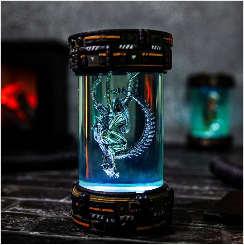 Xeno.morph Lamp, Ali.en Epoxy Lamp, Custom Sta.r Wars Night Light ...