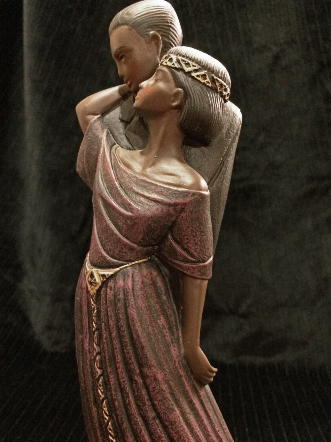 Vintage 1994 Mahogany Princess Couple Parastone Figurine by Ed Van ...