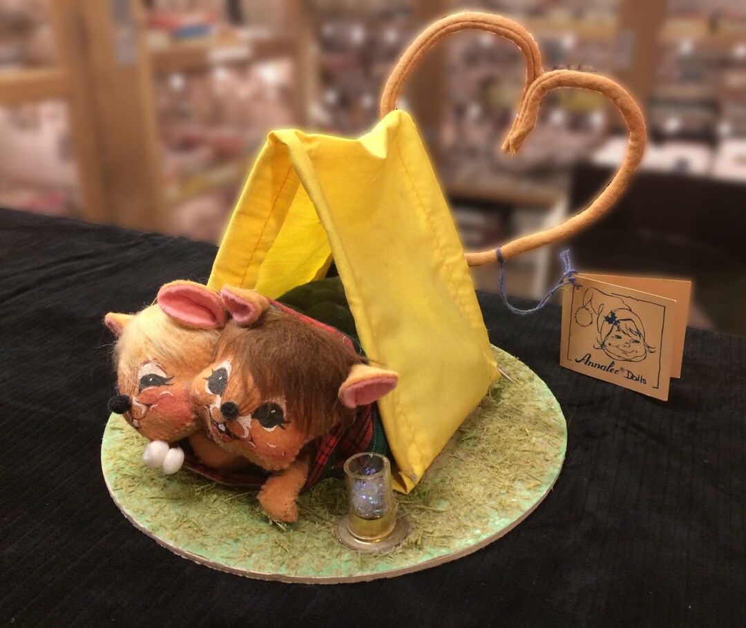 Vintage Annalee Mobilitee Camping Mice Roasting Marshmallows, Code 9938 ...