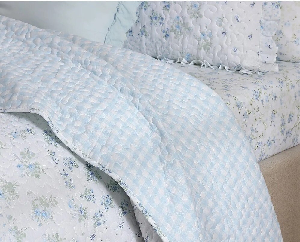 New Shabby Chic Twin Blue Floral Reversible Lightweight Quilt Rachel ...
