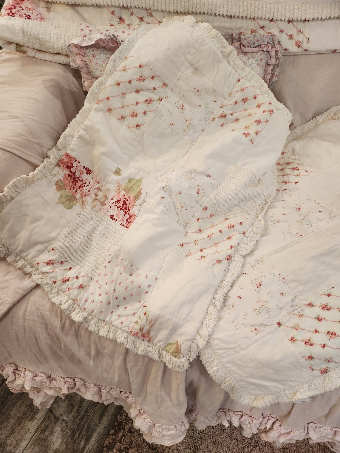 Queen Size Simple Shabby Chic Patchwork Quilt Two Shams Floral - Etsy