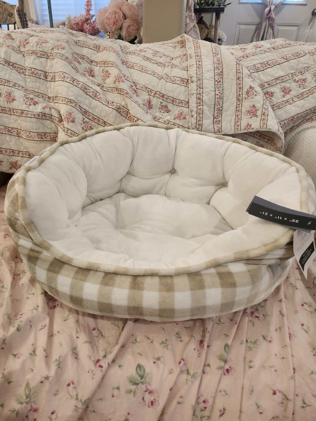New Rachel Ashwell Farmhouse Cottage Chic Dog Pet Bed Shabby Chic Soft ...