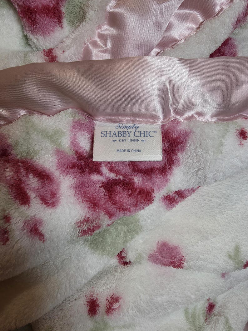 Rare Queen Simple Shabby Chic Fluffy Blanket Satin Trim Roses Floral ...
