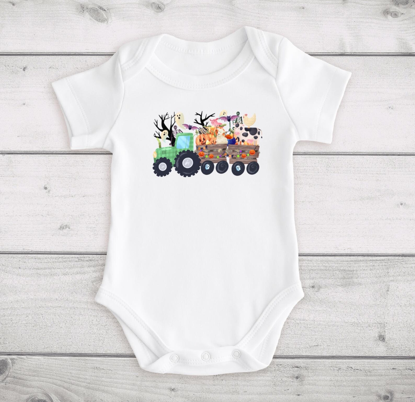 Halloween Tractor, Halloween Farm, Haunted Farm, Ghost Tractor, Green ...