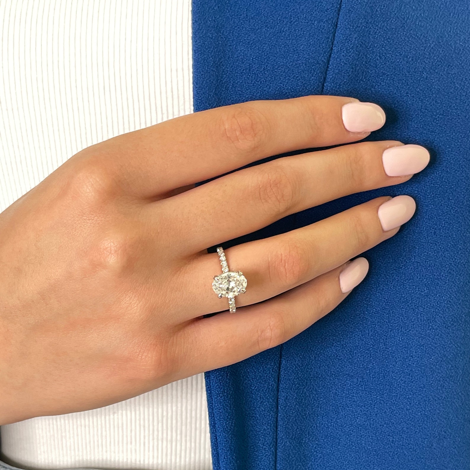 2.50 Carat Oval Cut Lab Grown Diamond Certified by IGI - Etsy