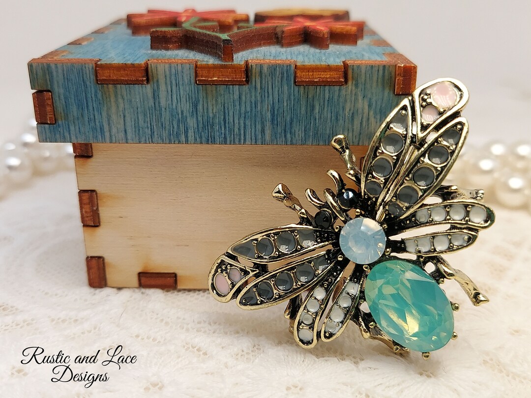 Aqua Blue Bee Brooch in Gold With Pink White and Aqua-blue Rhinestones ...