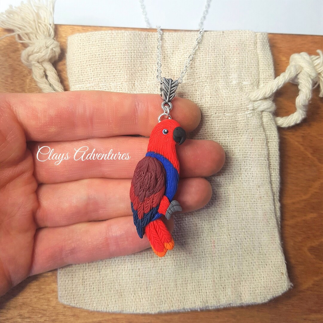 Collier perroquet eclectus femelle, fait main, figurine perroquet en ...