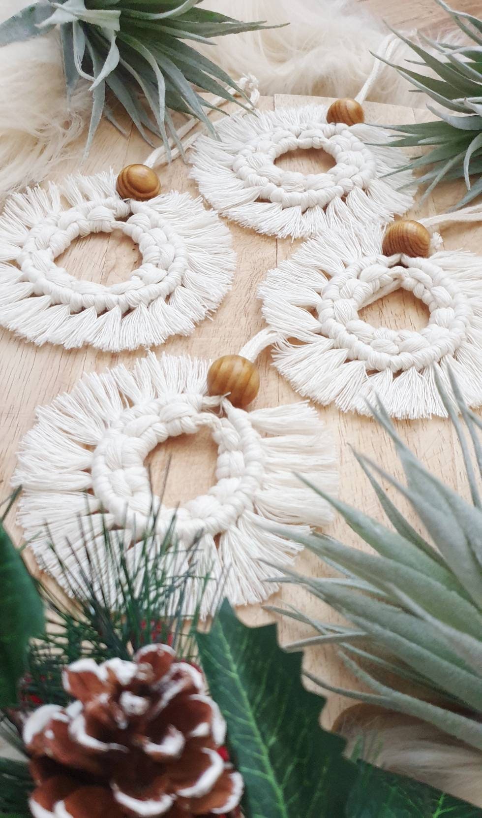 Set of 4 Natural Cotton Christmas Macrame Baubles White | Etsy