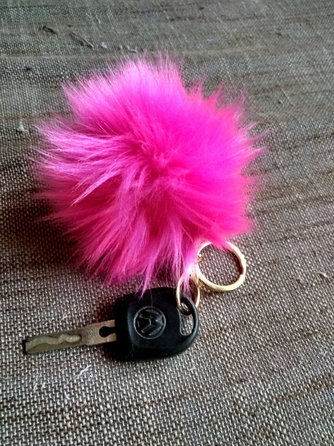 Hot Pink Pom Pom Fur Pom Pom Key Chain Pom Pom Fuzzy Key | Etsy