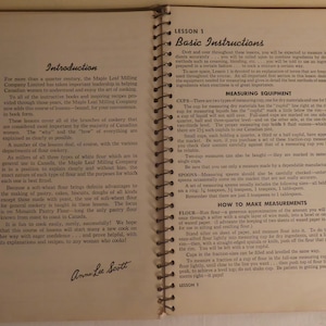 1947 Monarch Pastry Flour Cooking Made Easy by Anna Lee Scott - 1940's ...