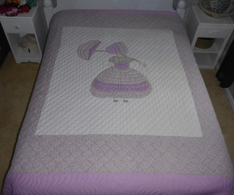 Hand Quilted Little Dutch Girl Quilt - 84" X 80" - Hand Made Sun Bonnet ...
