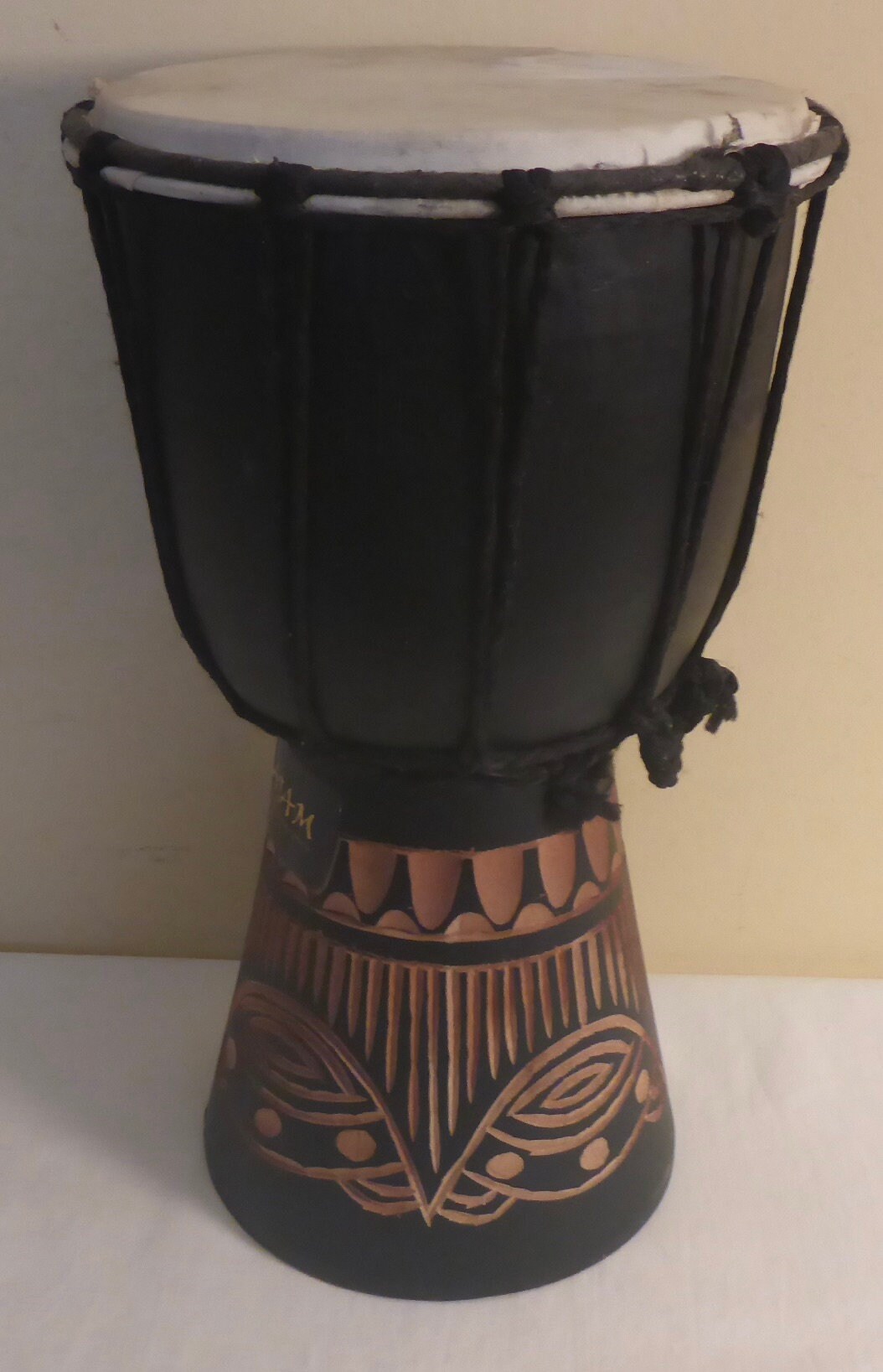 Hand Carved African Djembe Drum - Hand Carved Wood African Bongo Drum ...