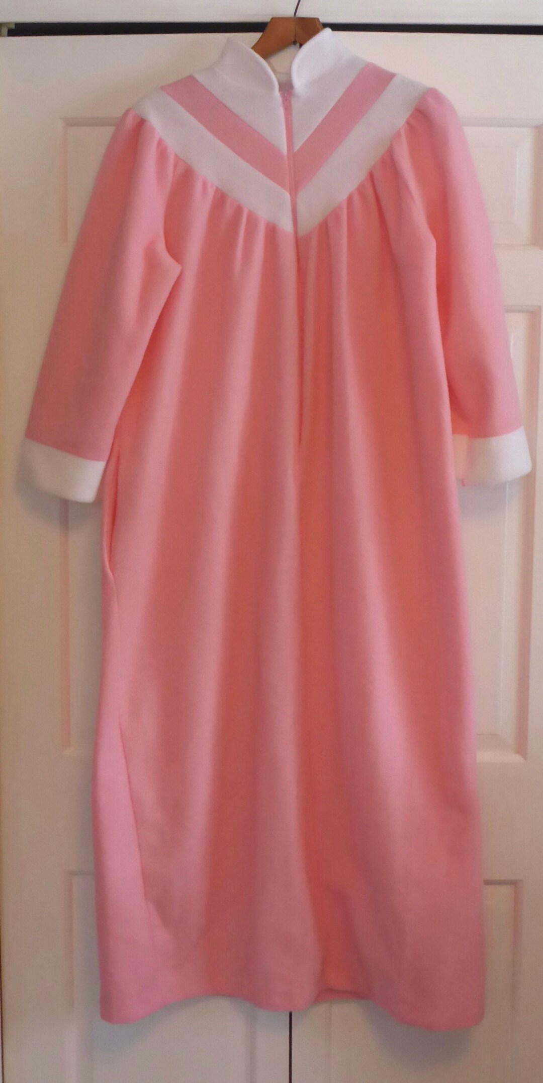 Vintage Full Length Zippered Housecoat Made in Canada by Hamilton ...