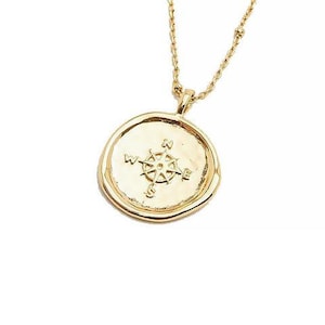 14k Gold Compass Rose Necklace - Etsy