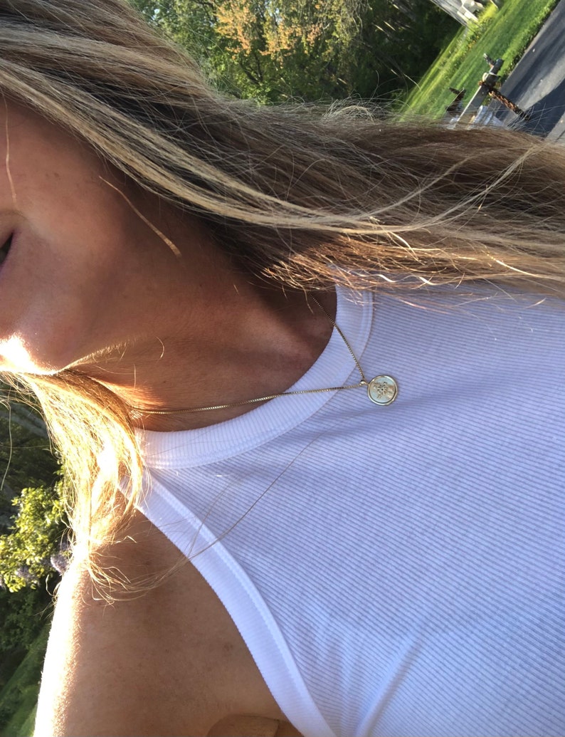 14k Gold Compass Rose Necklace - Etsy