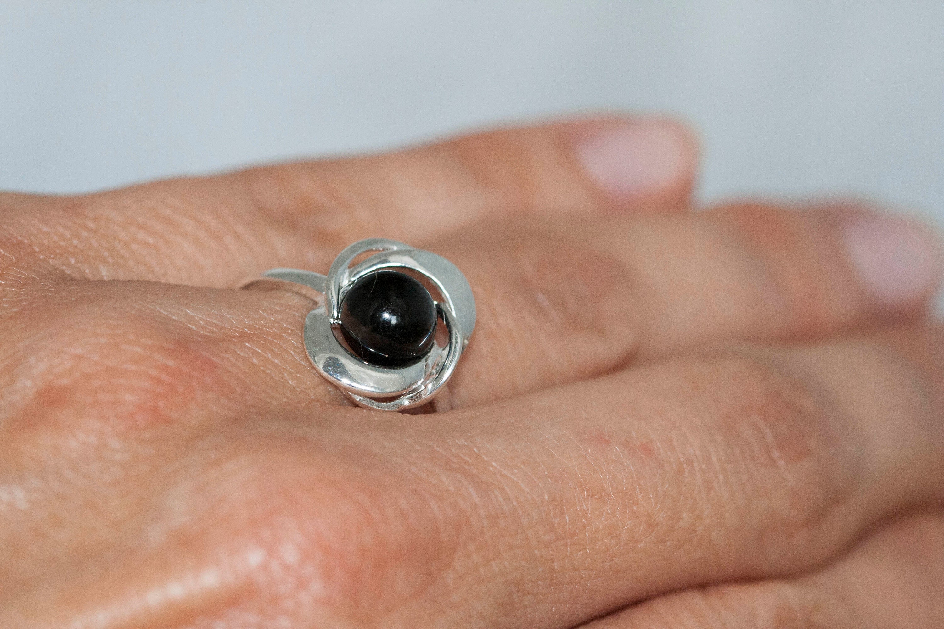 Splendid Whitby Jet ring. Sterling Silver Ring, Original British ...