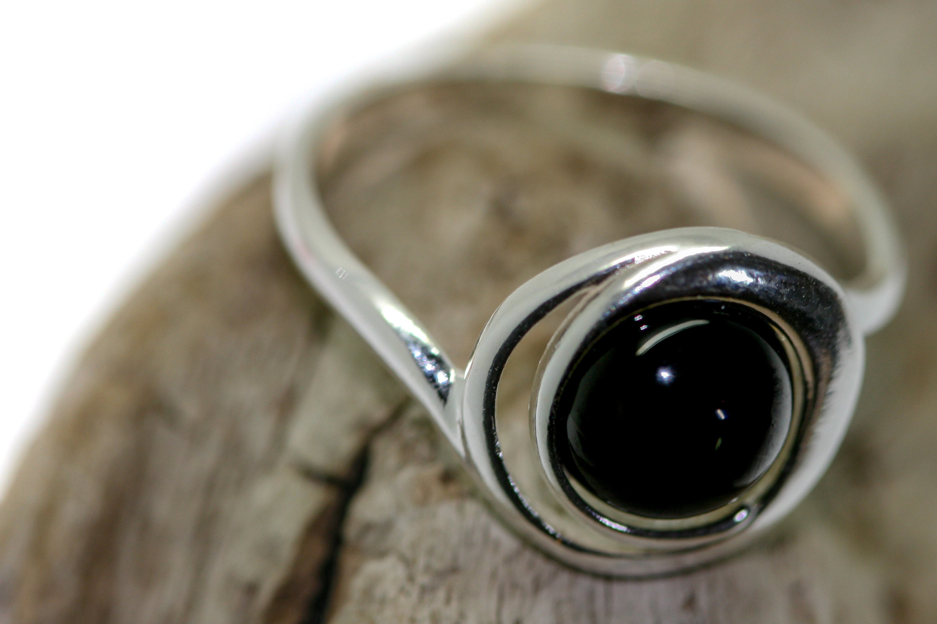 Splendid Whitby Jet ring. Sterling Silver Ring, Original British ...