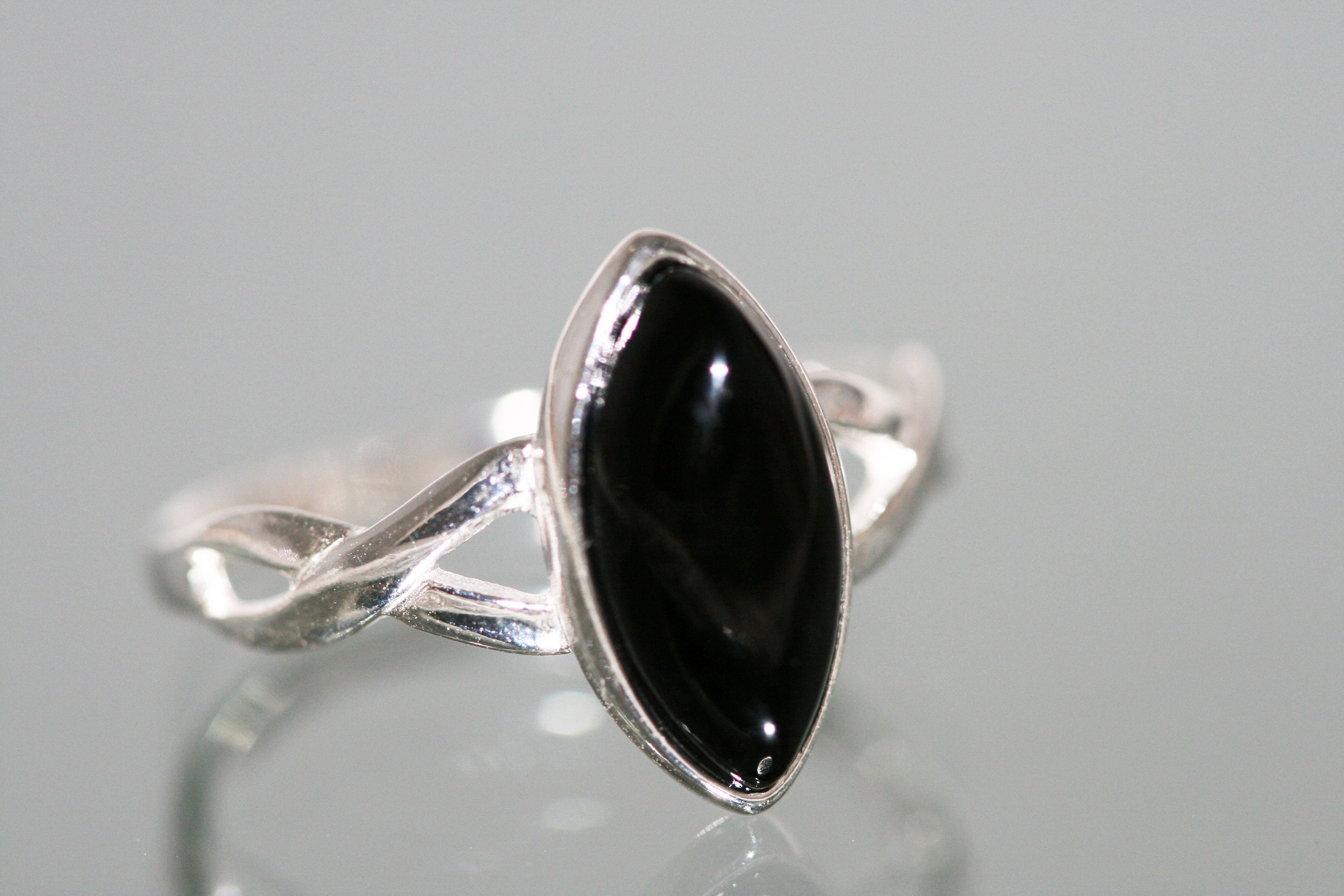Splendid Whitby Jet ring. Sterling Silver Ring, Original British ...