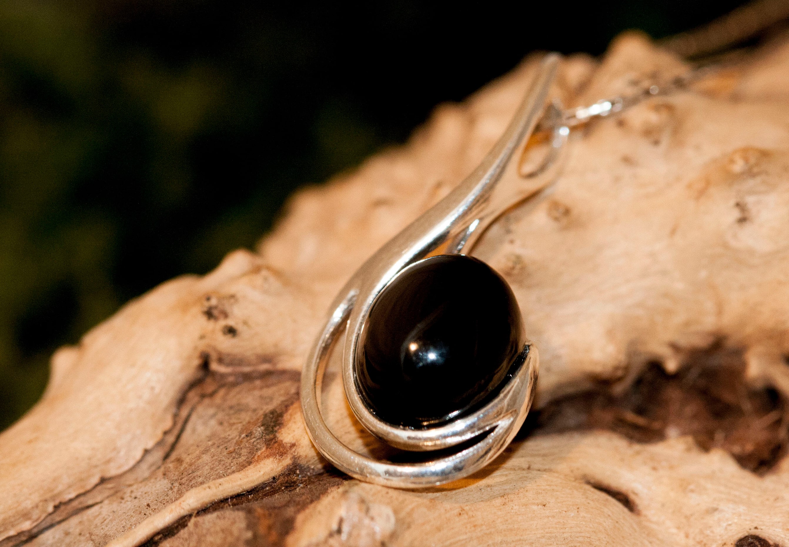 Stunning Whitby Jet Pendant. Sterling Silver Necklace, Original British ...