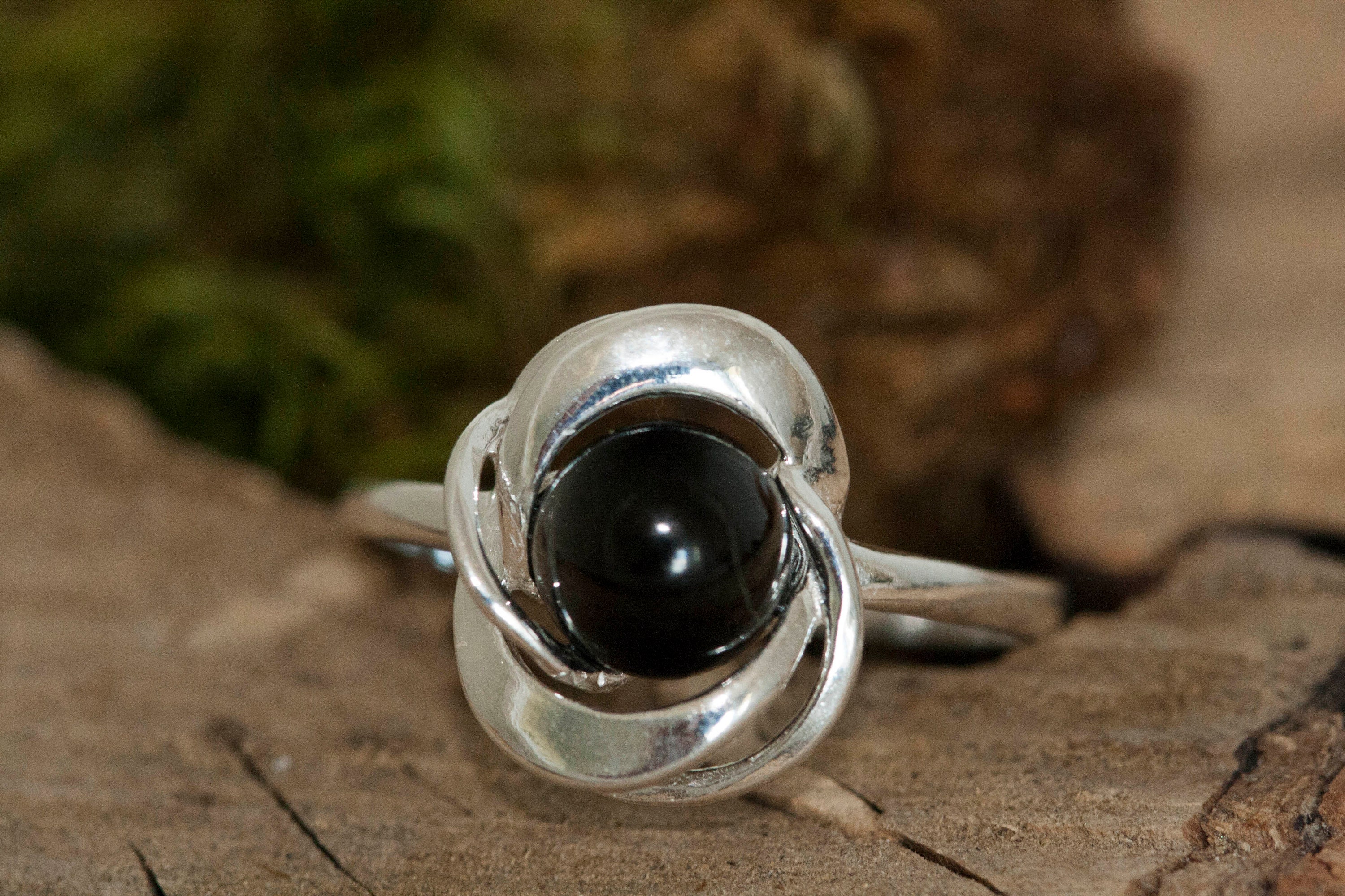 Splendid Whitby Jet ring. Sterling Silver Ring, Original British ...