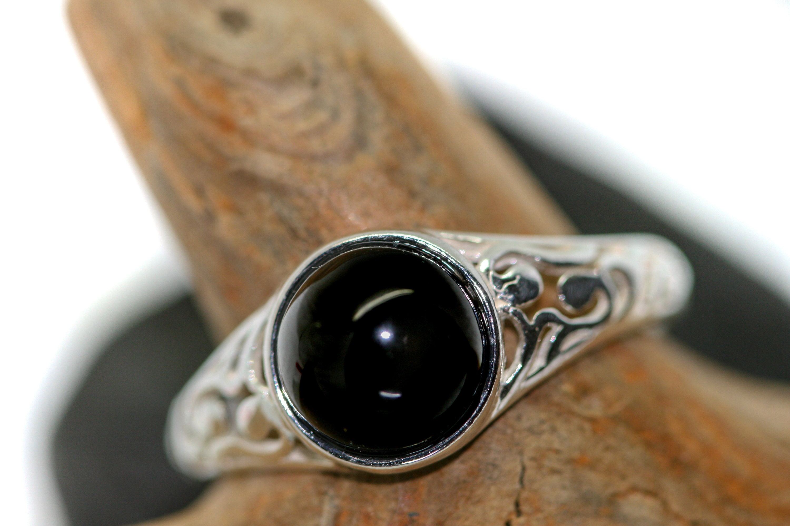 Splendid Whitby Jet ring. Sterling Silver Ring, Original British ...