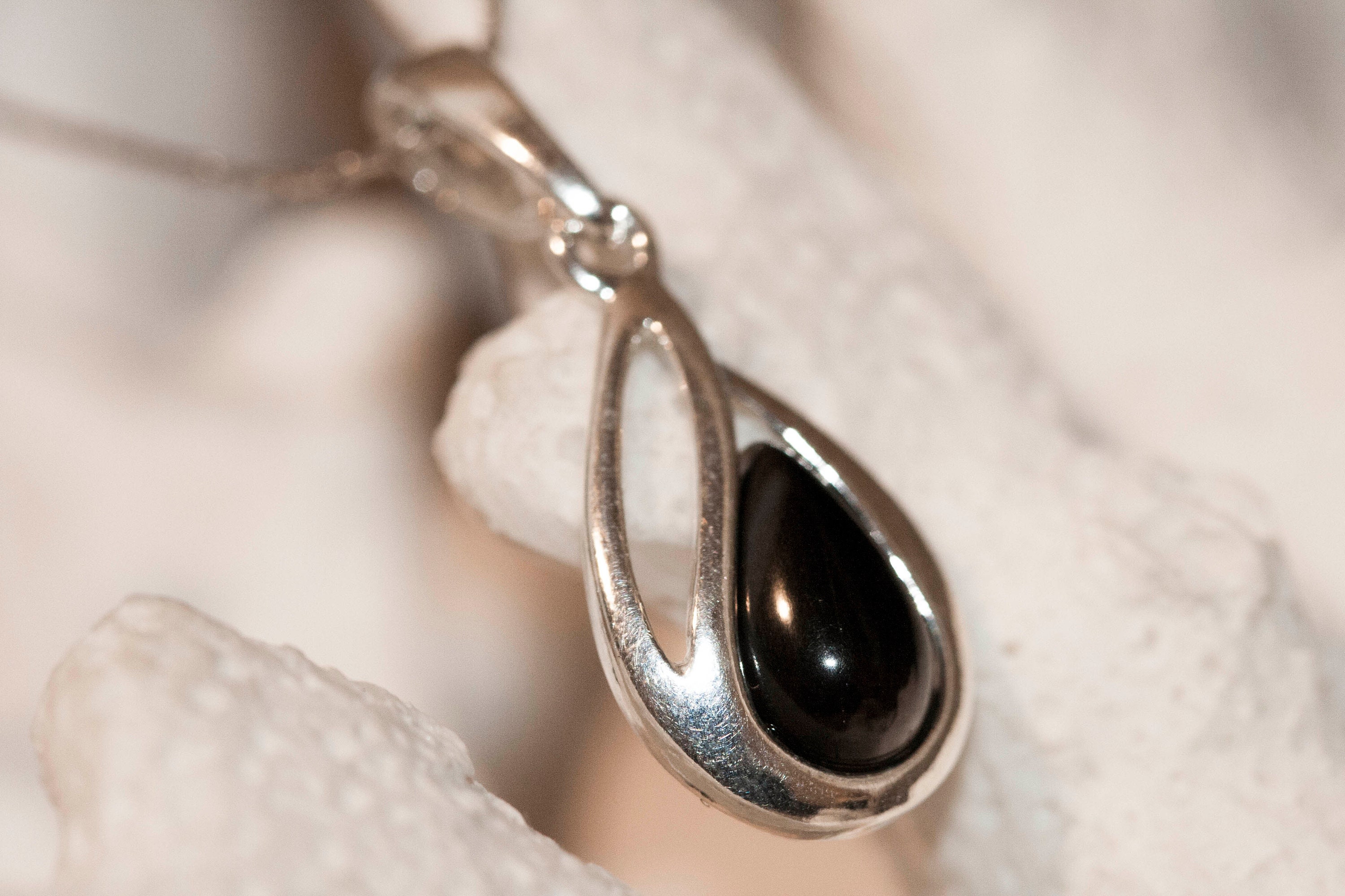 Splendid Whitby Jet Pendant. Sterling Silver Necklace, Original British ...
