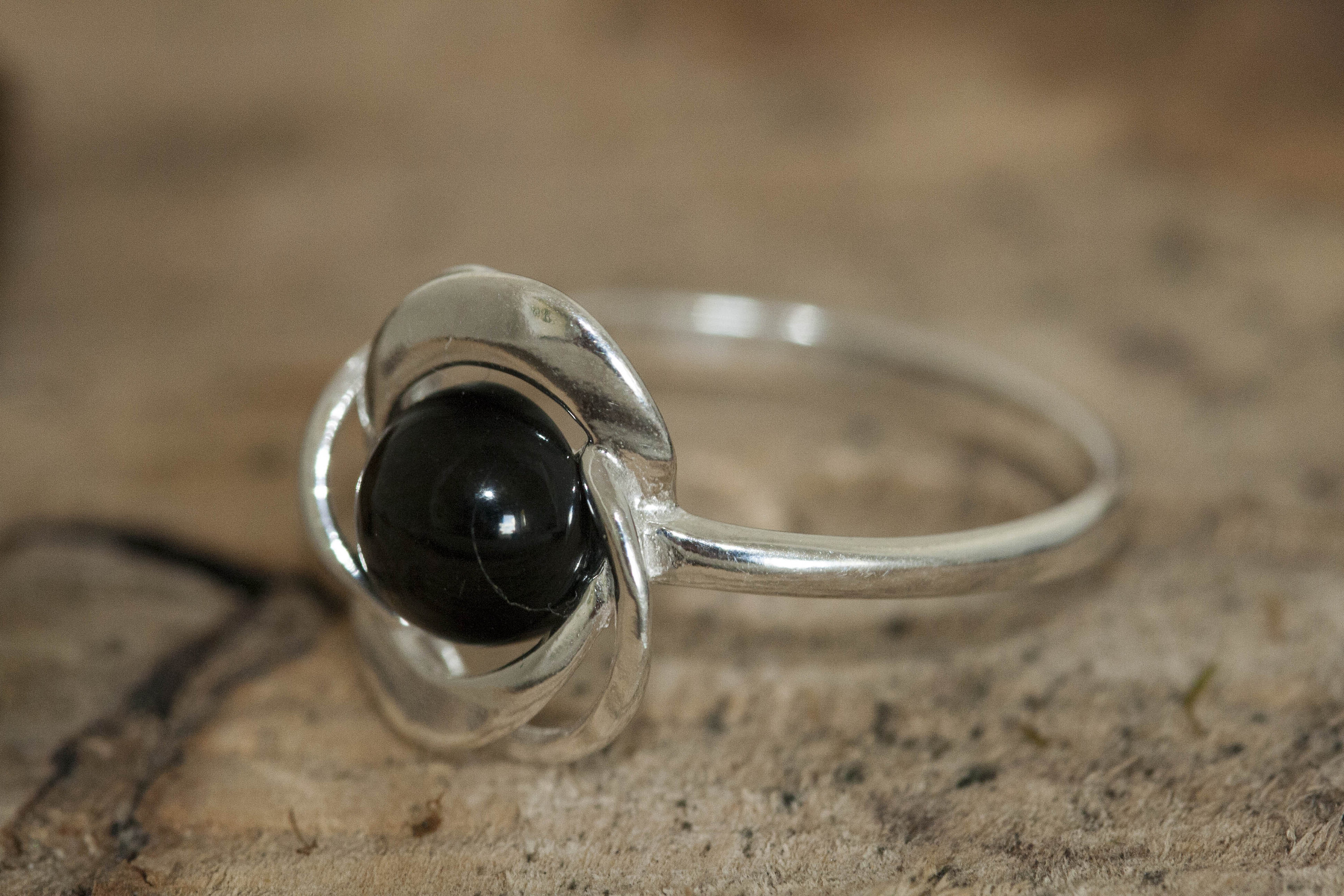 Splendid Whitby Jet ring. Sterling Silver Ring, Original British ...
