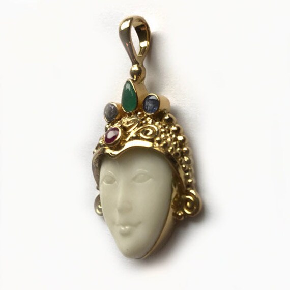 18K GOLD Offerings Sajen Goddess Pendant With Ruby Emerald | Etsy