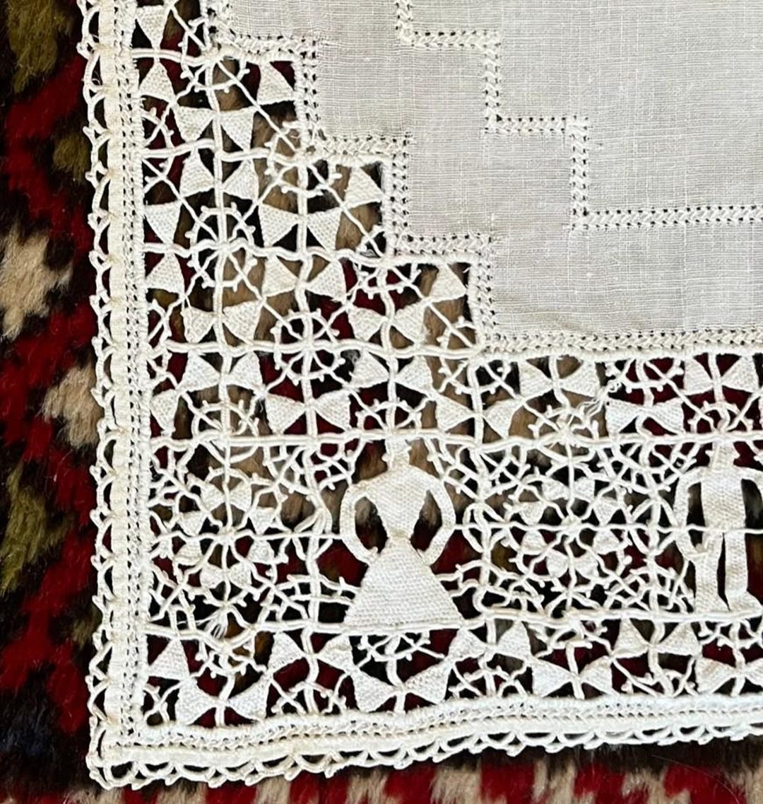 Perfect Vintage Italian Reticella Figural Linen & Lace Table Runner - Etsy