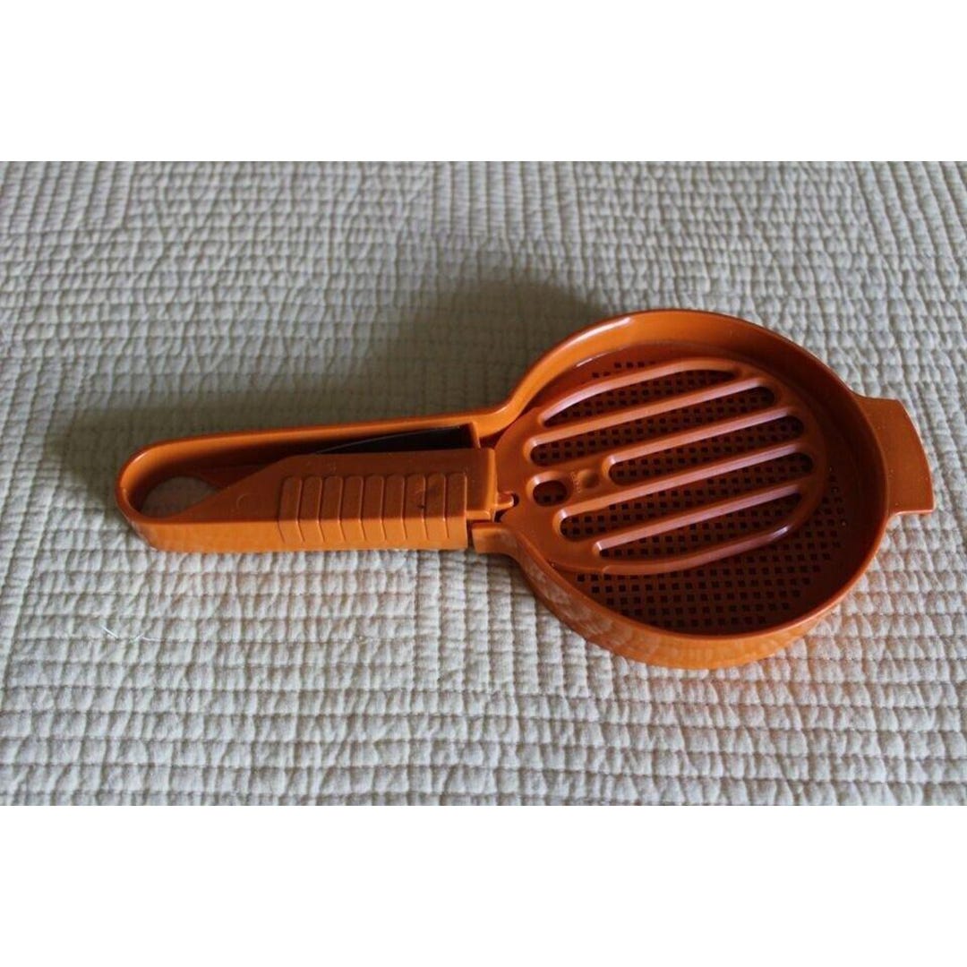 Vintage Tupperware 1689 Orange Sift-it Hand Held Sifter - Etsy