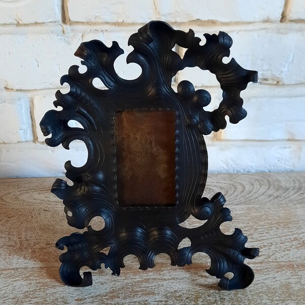 Vintage Metal Frame - Etsy