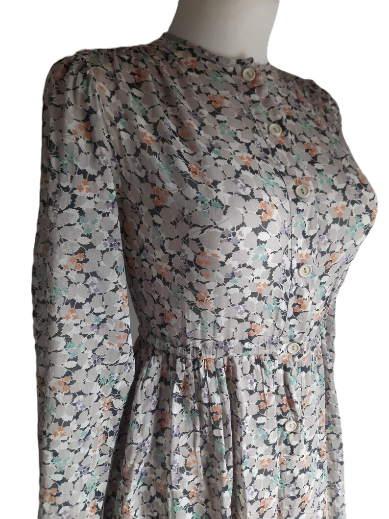 Vintage 1970s 1980s Hildebrand Liberty of London Multicolor Floral ...