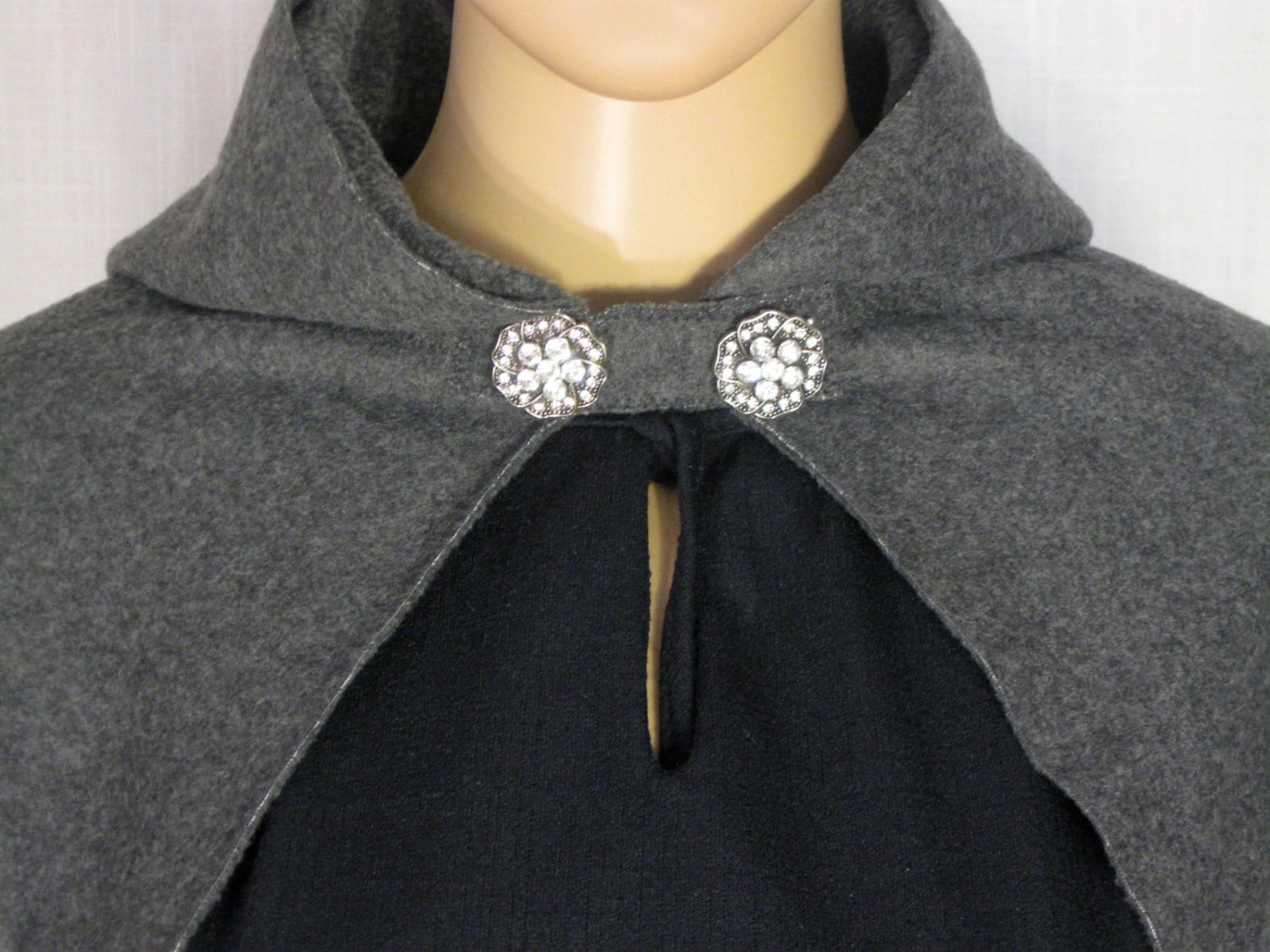 GRAY Hooded Cape Cloak Hobbit Cloak Archer Wizard Elven - Etsy UK