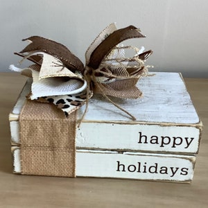 Farmhouse Book Stack ,farmhouse Wooden Decoration, Happy Holidays ...