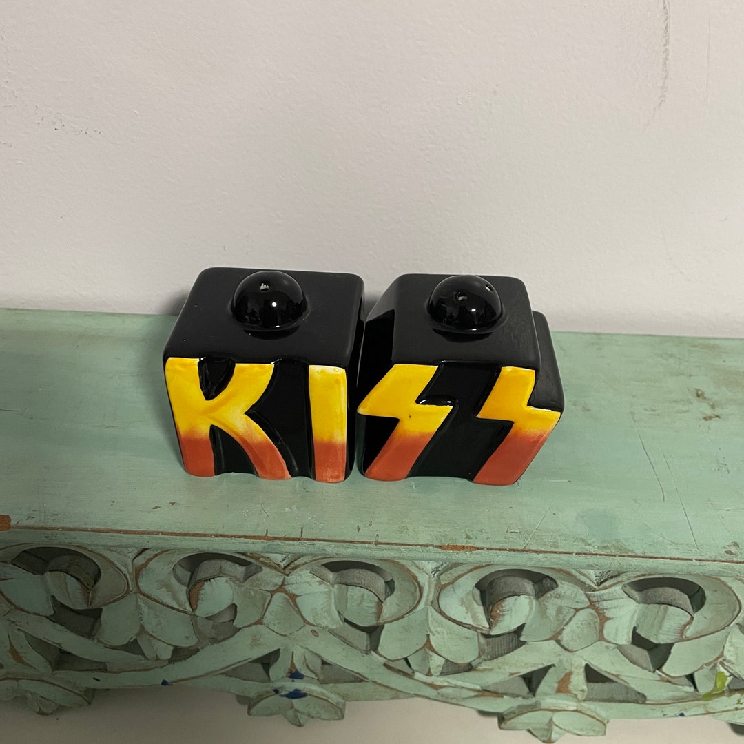 Rock Band KISS Salt and Pepper Shaker Set - Rare Collectible ...