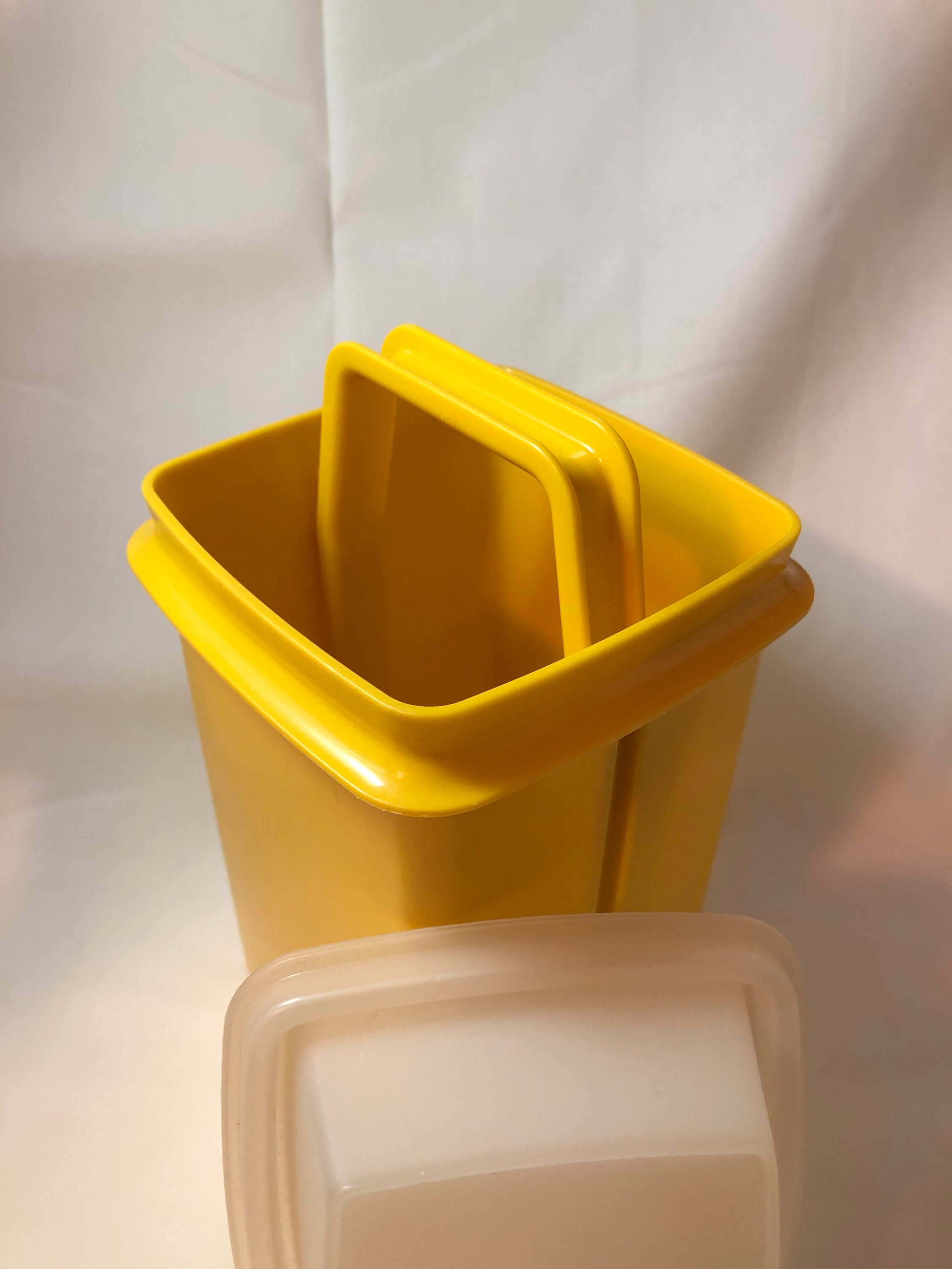 Tupperware: SMALL Olive/pickle/vegetable Keeper Container - Etsy