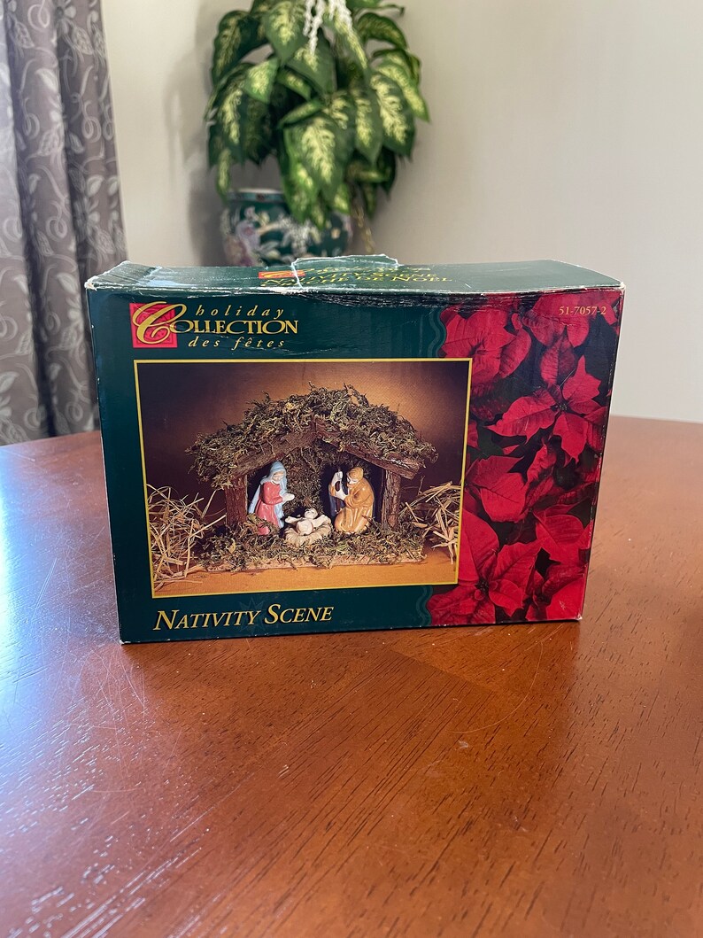 Christmas Manger, Stable, Nativity Set, Holiday Collection, 3 Figurines ...