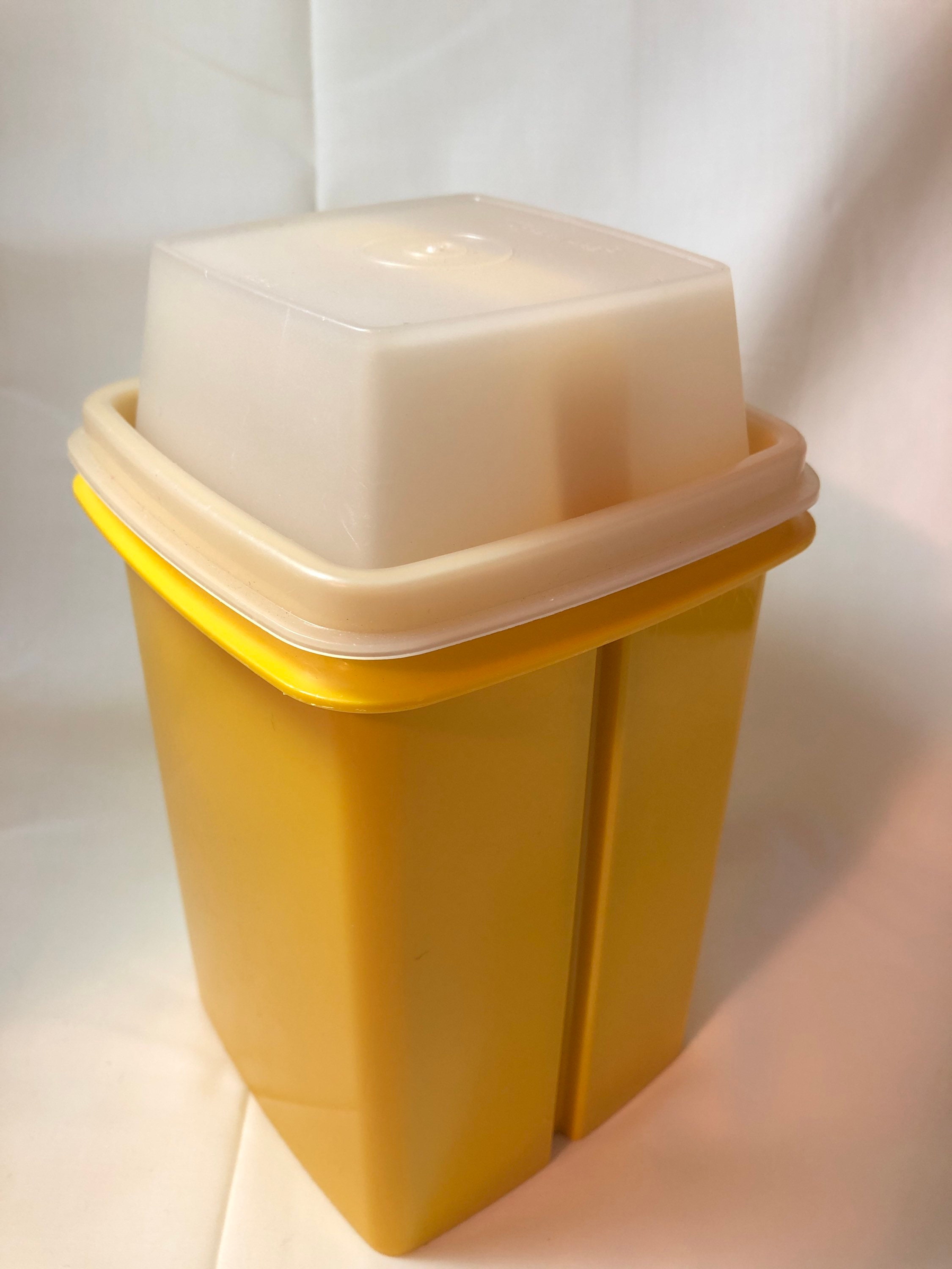 Tupperware: SMALL Olive/pickle/vegetable Keeper Container - Etsy