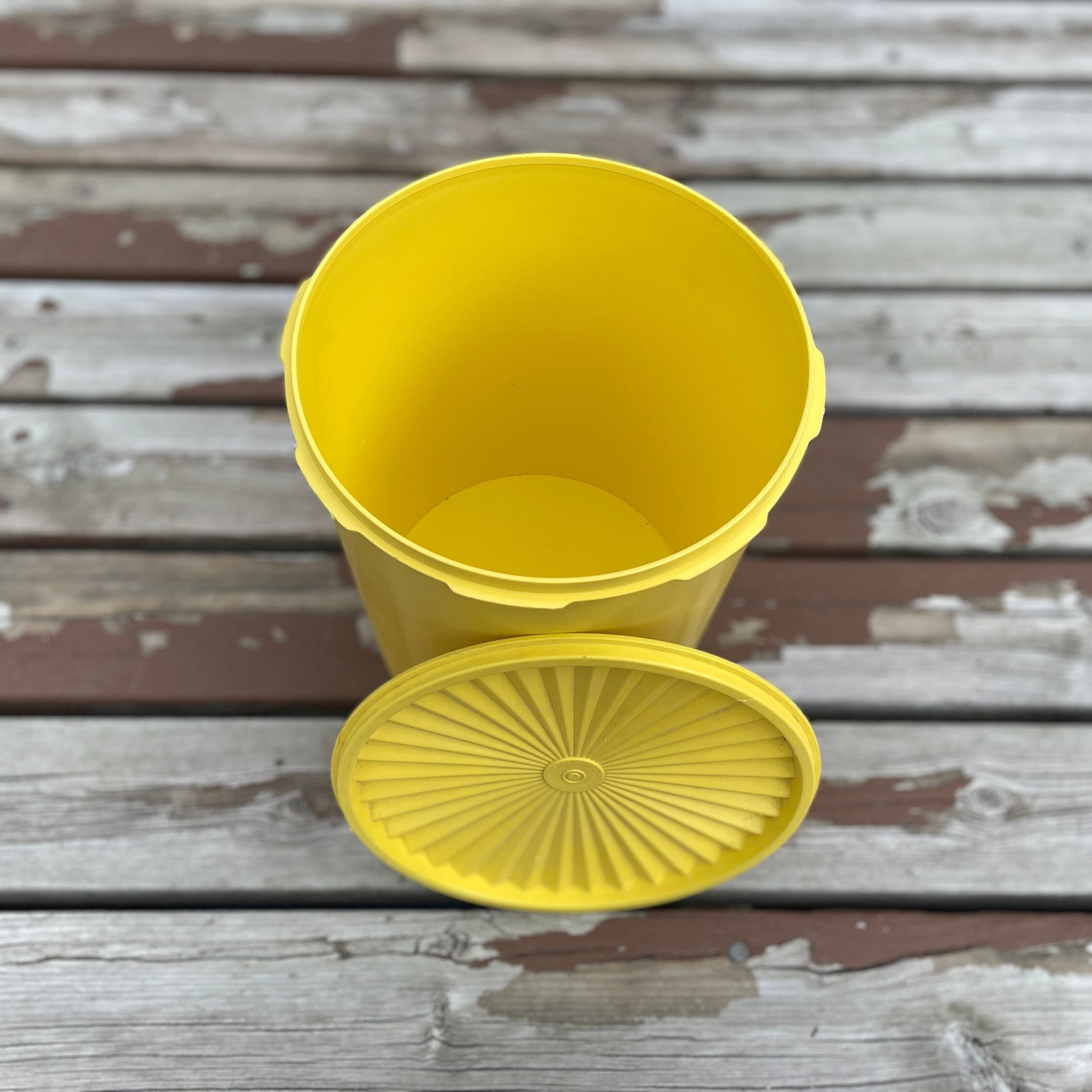 Tupperware Yellow Nesting Container, Servicer Cannister 1339-2 ...