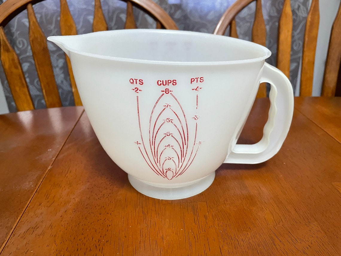 Tupperware Measuring Cup Pour Spout Red Print 2 Quart 8 - Etsy