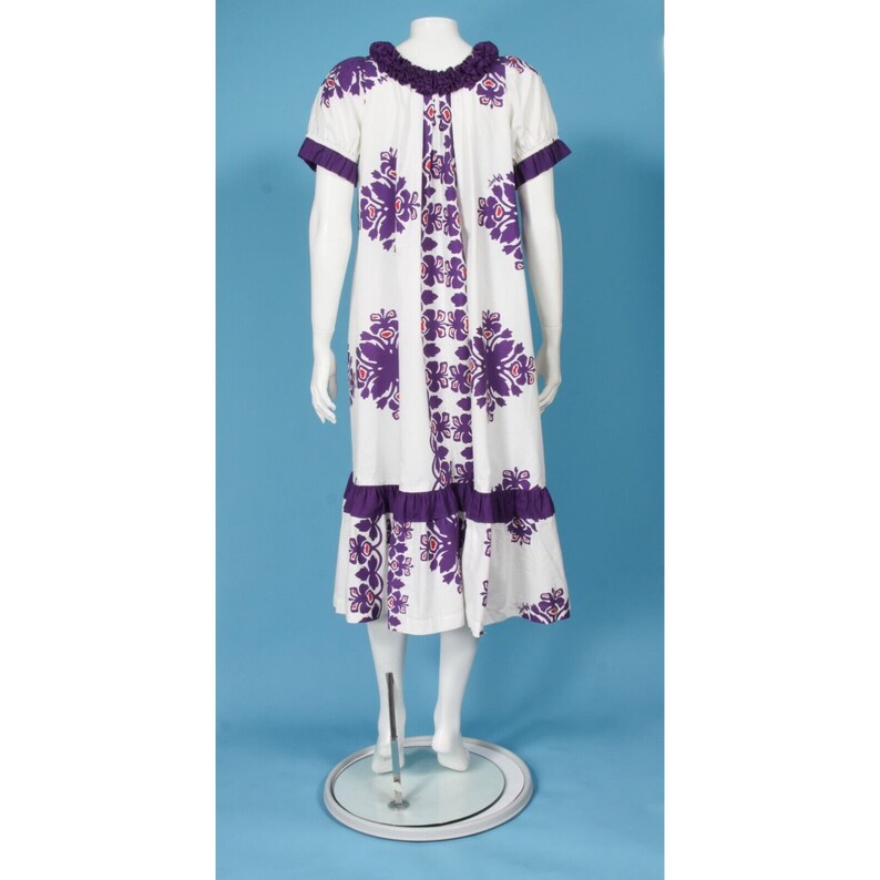 Vintage MAMO HOWELL Hawaiian Aloha Muumuu White Purple Red Floral Sz 10 ...