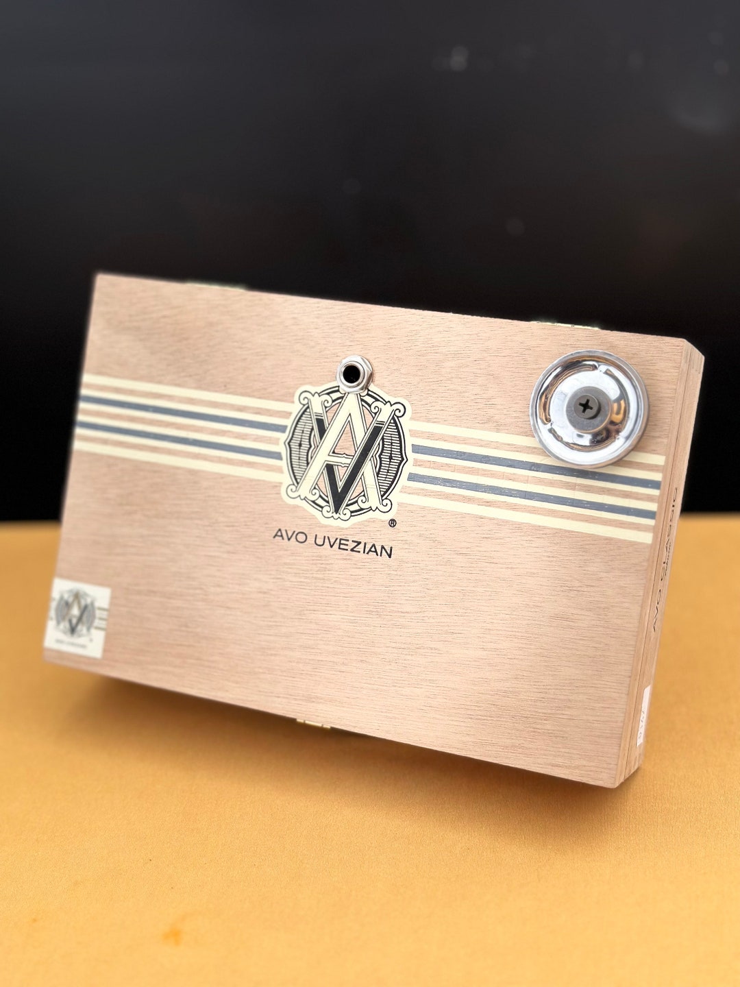 The Snappy Dresser SNAPBOX BASIC Electric Travel Cajon by - Etsy