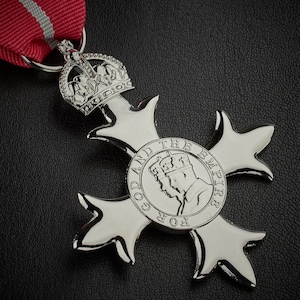 Full Size Replica Member of the Order of the British Empire MBE Medal ...
